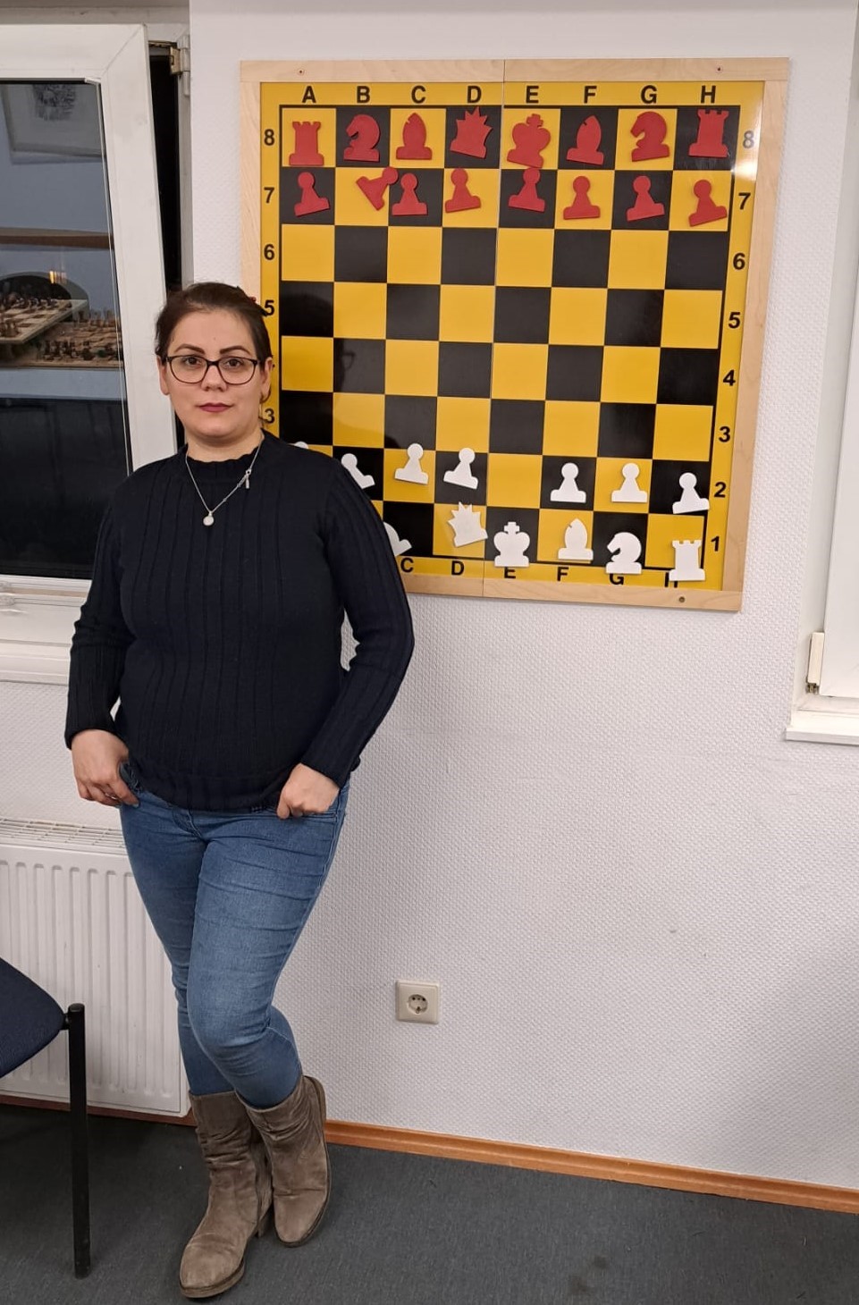 Portrait Azadeh Lotfifar - Hamburger Schachklub von 1830 e.V.